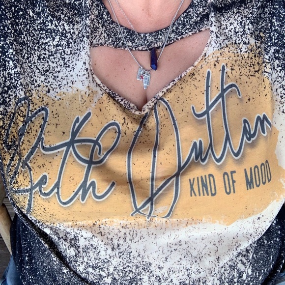 Bella Canvas | Tops | Beth Dutton State Of Mind Graphic Tee Yellowstone ...